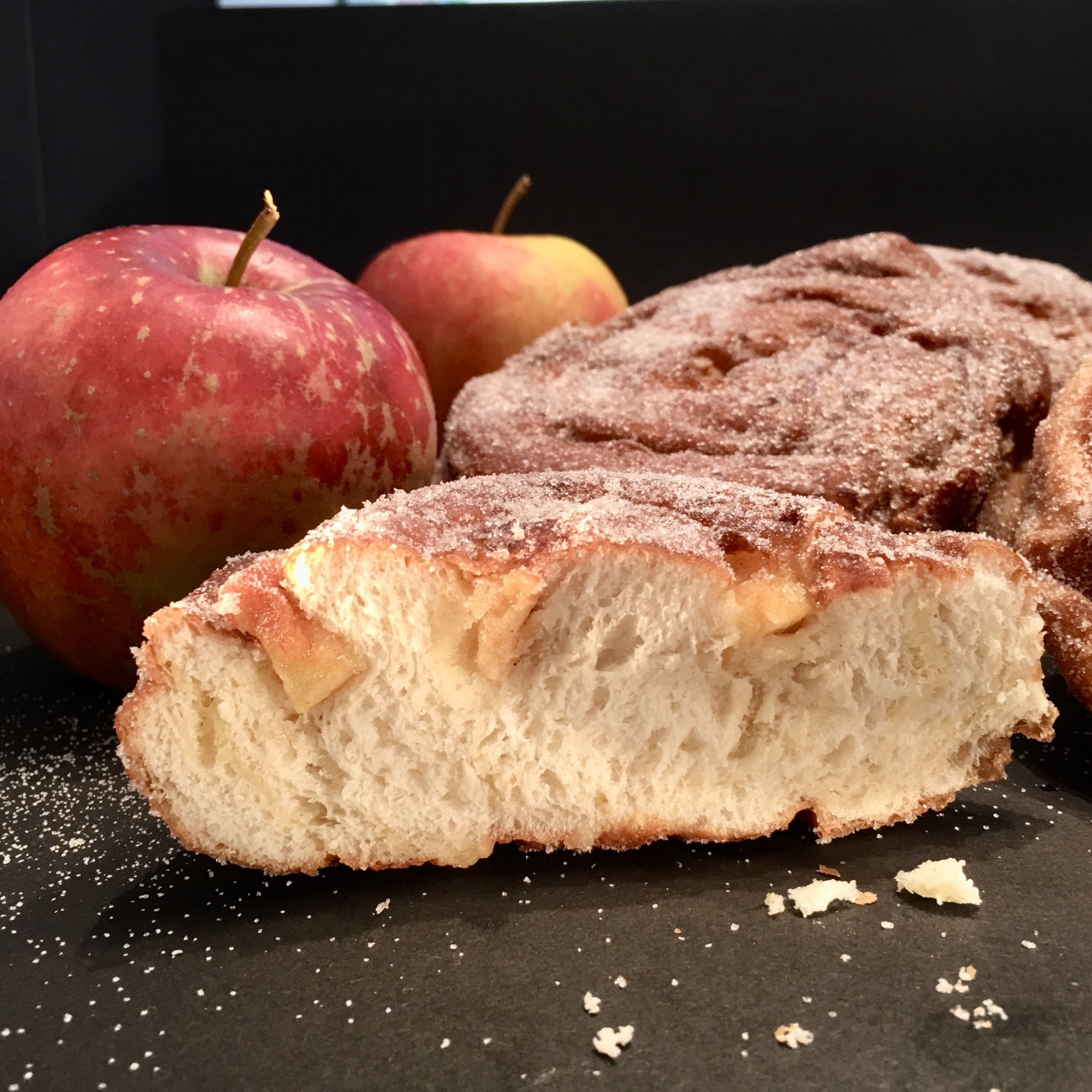 Apfelberliner – Leo der Bäcker & Konditor